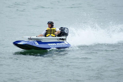 SunLive - Tubs full of racing - The Bay's News First