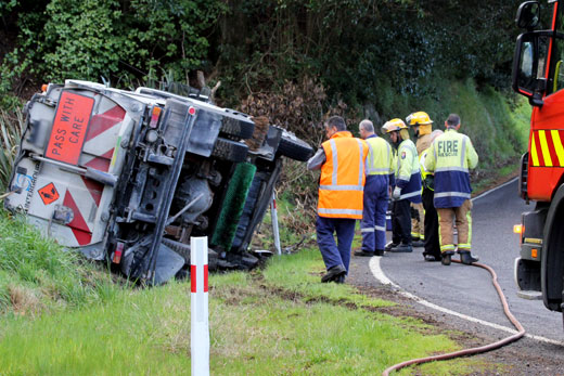 SunLive - No result in sweeper crash - The Bay's News First