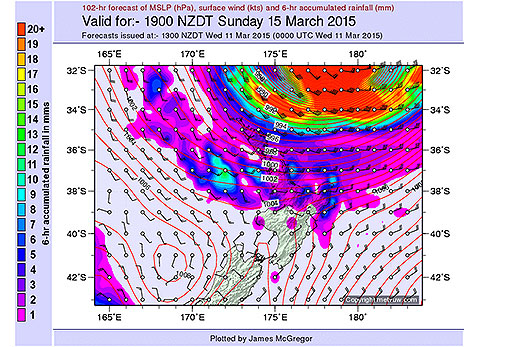 SunLive - Cyclone expected to skirt NZ - The Bay's News First