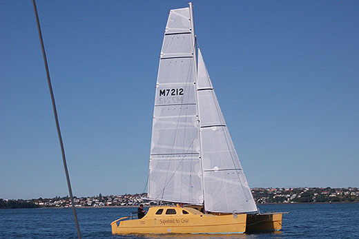 SunLive - Catamaran capsizes near Bowentown - The Bay's News First