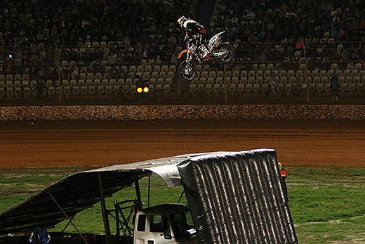 SunLive - Motocross madness at derby - The Bay's News First