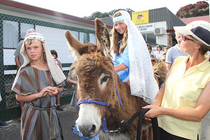 SunLive - Mary and Joseph’s story in colour - The Bay's News First