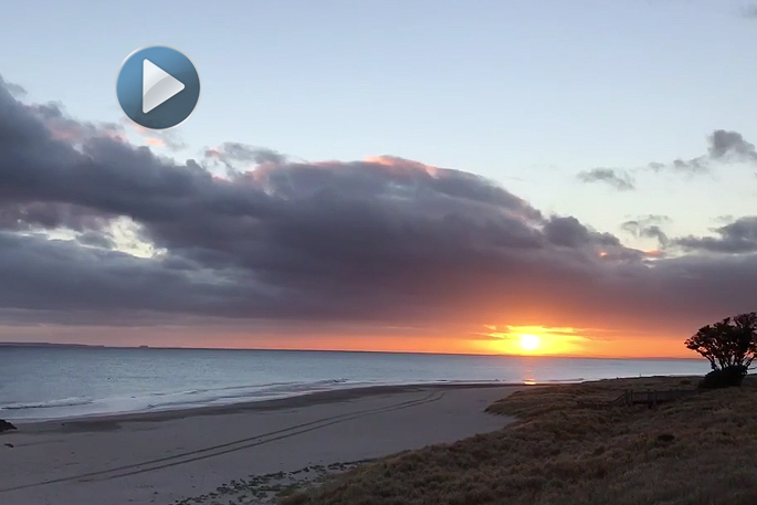 SunLive - A sunrise minute with SunLive - The Bay's News First