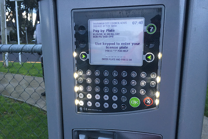 SunLive - Getting used to the new parking machines - The Bay's News First