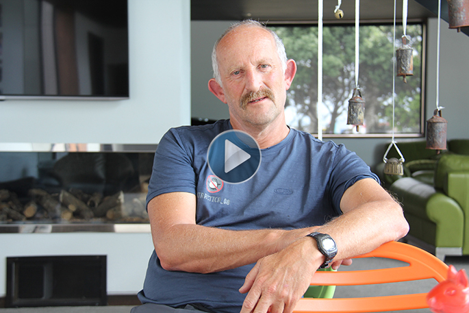 SunLive - Hundreds join Gareth Morgan’s party - The Bay's News First