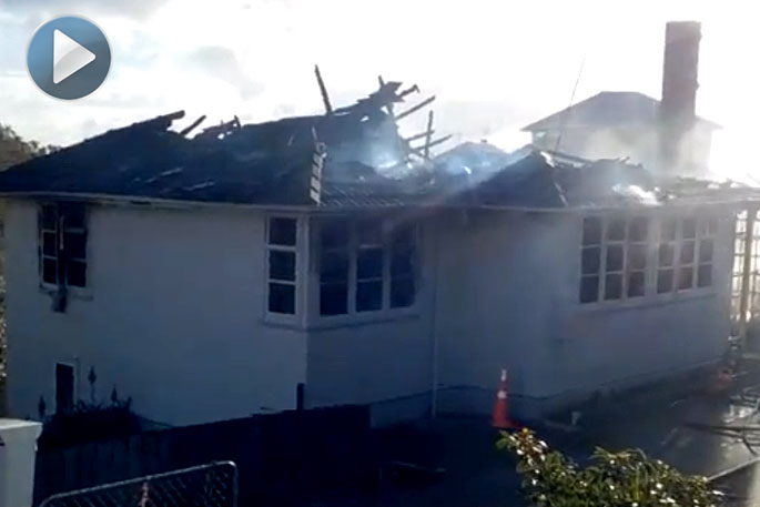 SunLive - Fire rips through Thames and Bay homes - The Bay's News First