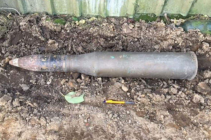 SunLive - Unexploded naval shell sparks bomb squad callout - The Bay's ...