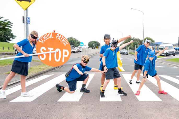 The Weekend Sun | Road safety heroes!